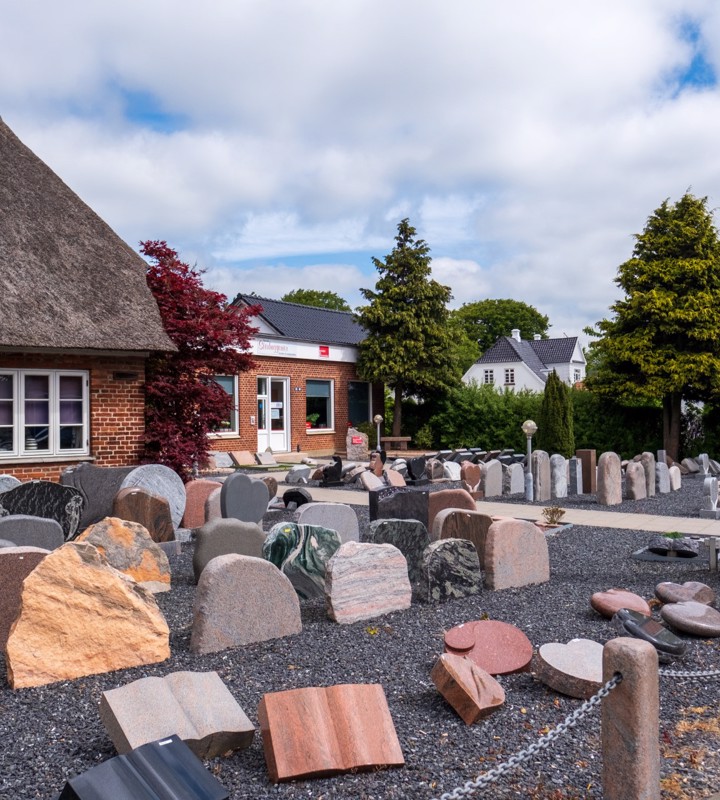 Stenhuggeri Esbjerg - Jerne | Vejledning der giver tryghed